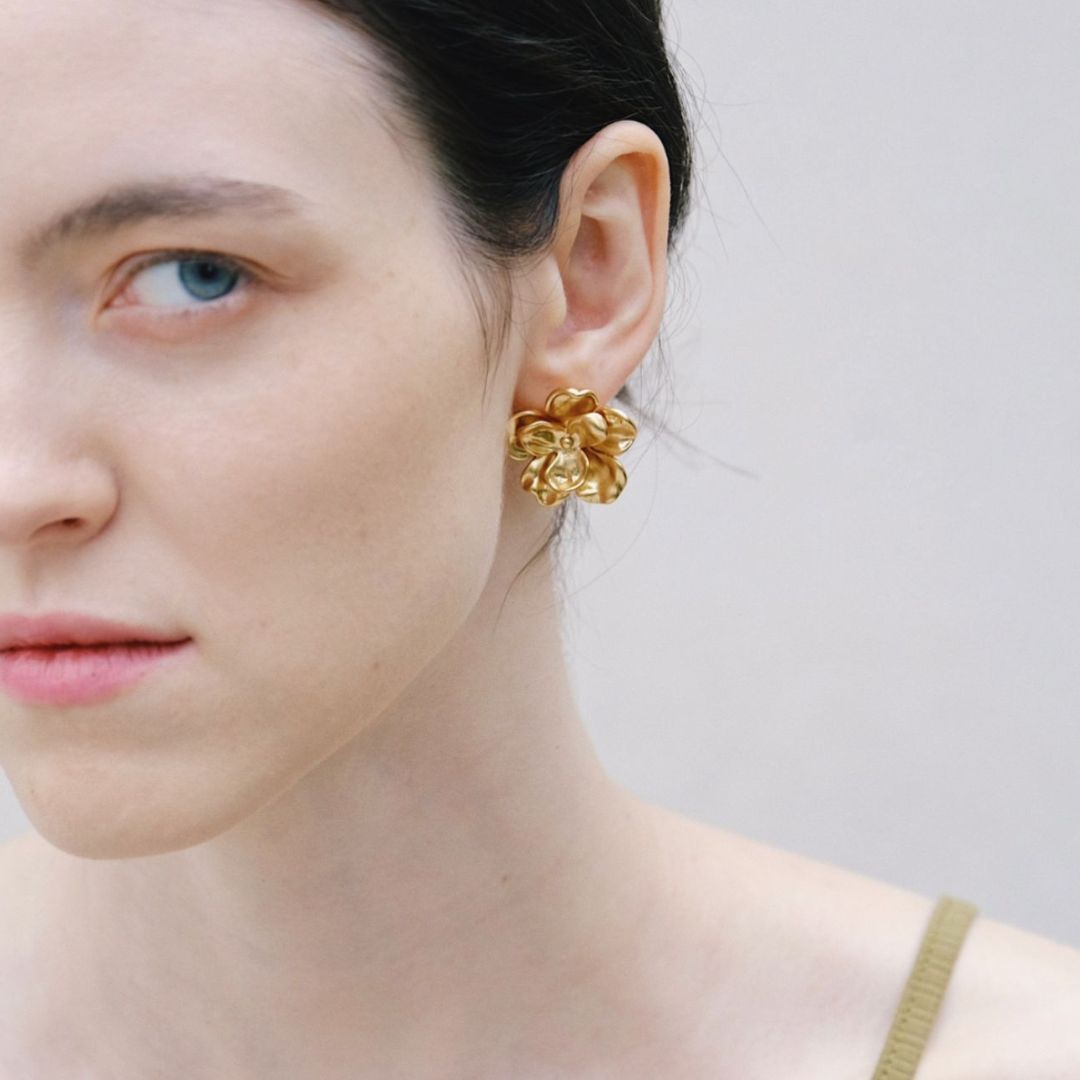 Vintage Gold Flower Statement Earrings - The Chubby Paw